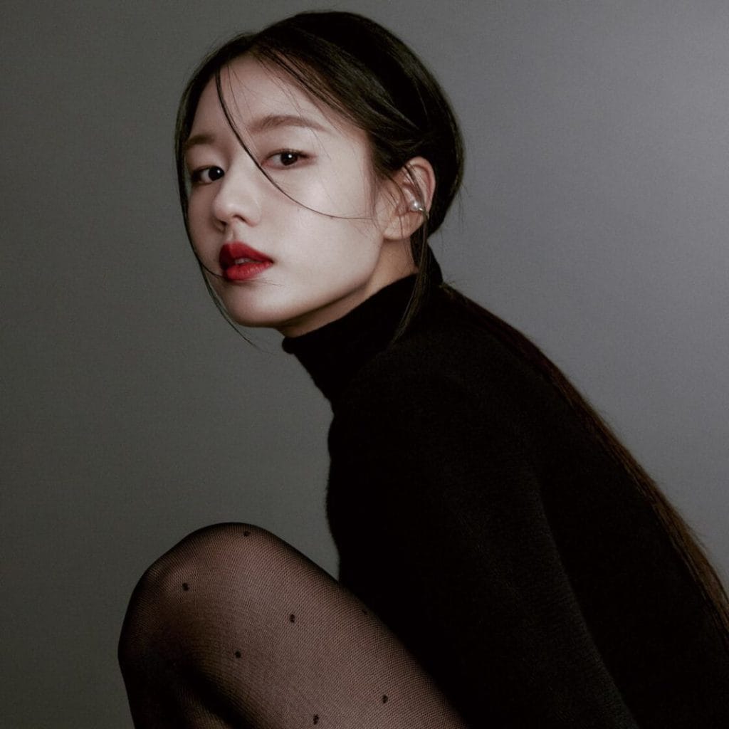 Ahn Eun Jin - Asian World