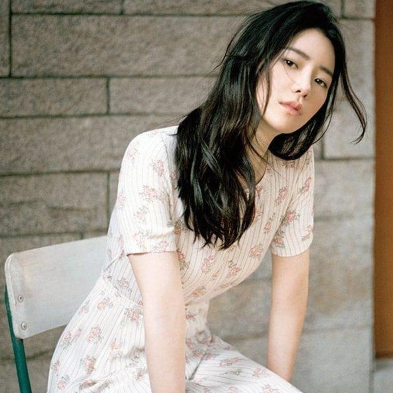 Im Ji Yeon - Asian World
