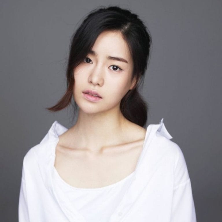 Im Ji Yeon - Asian World