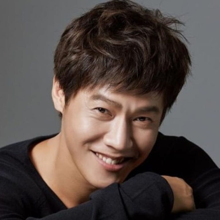 Park Ho San - Asian World