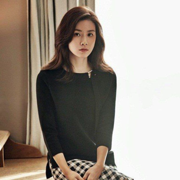 Lee Bo Young - Asian World