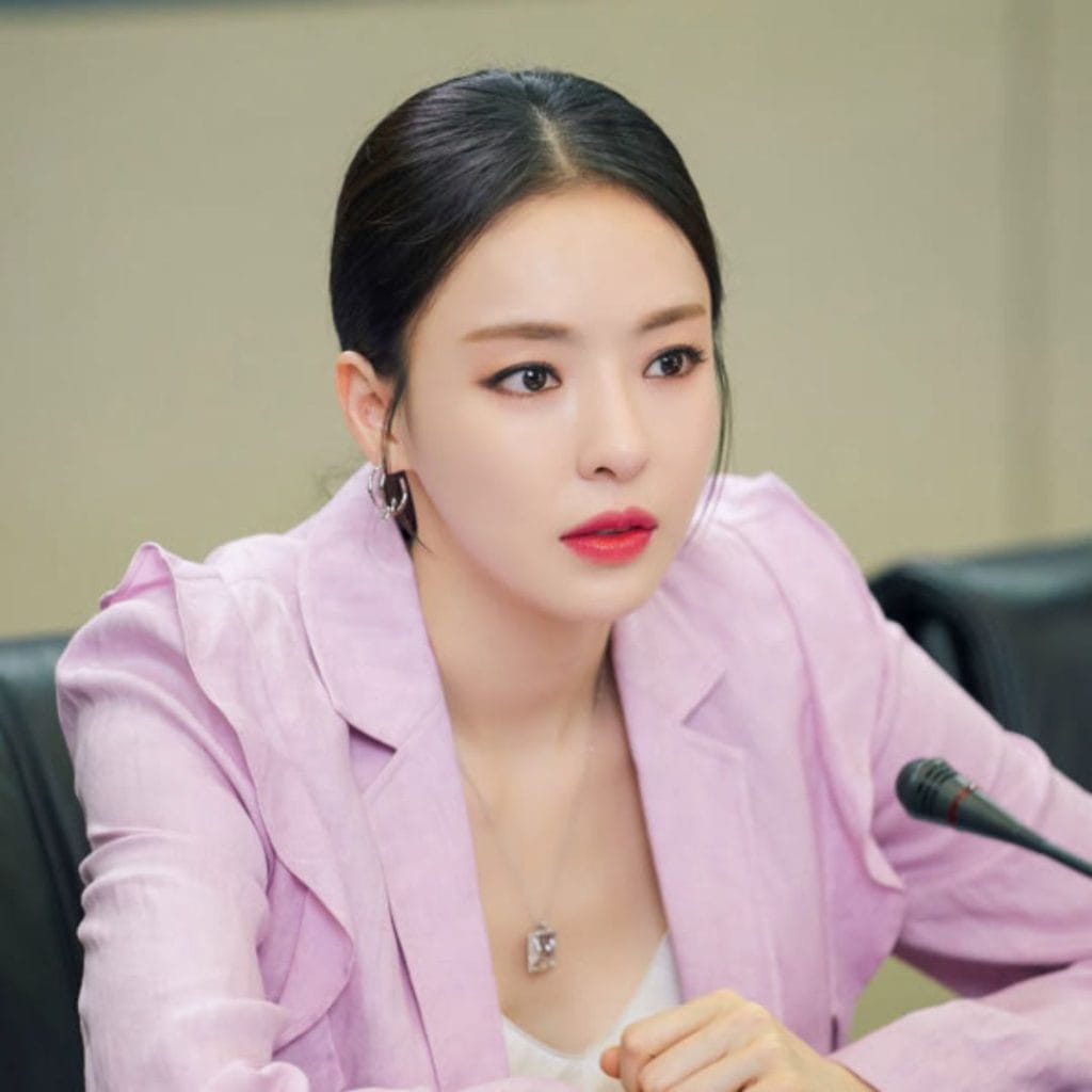 Lee Da Hee - Asian World