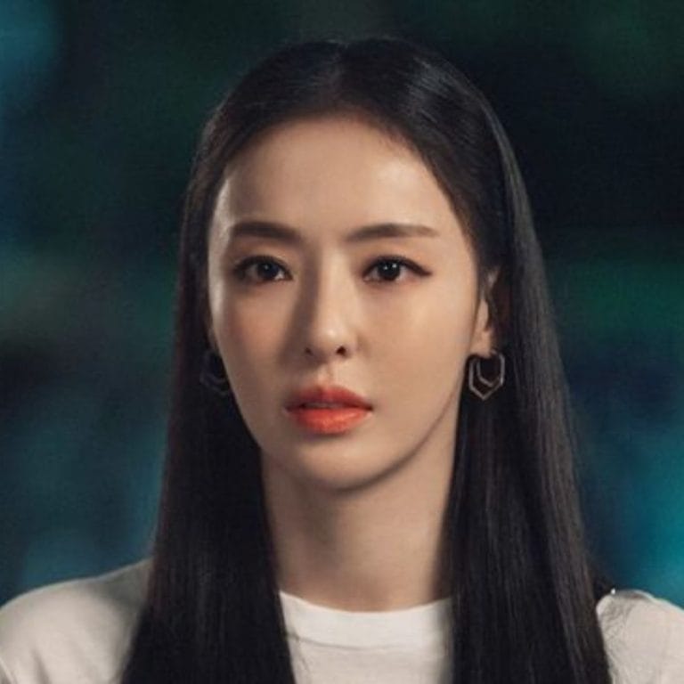 Lee Da Hee - Asian World