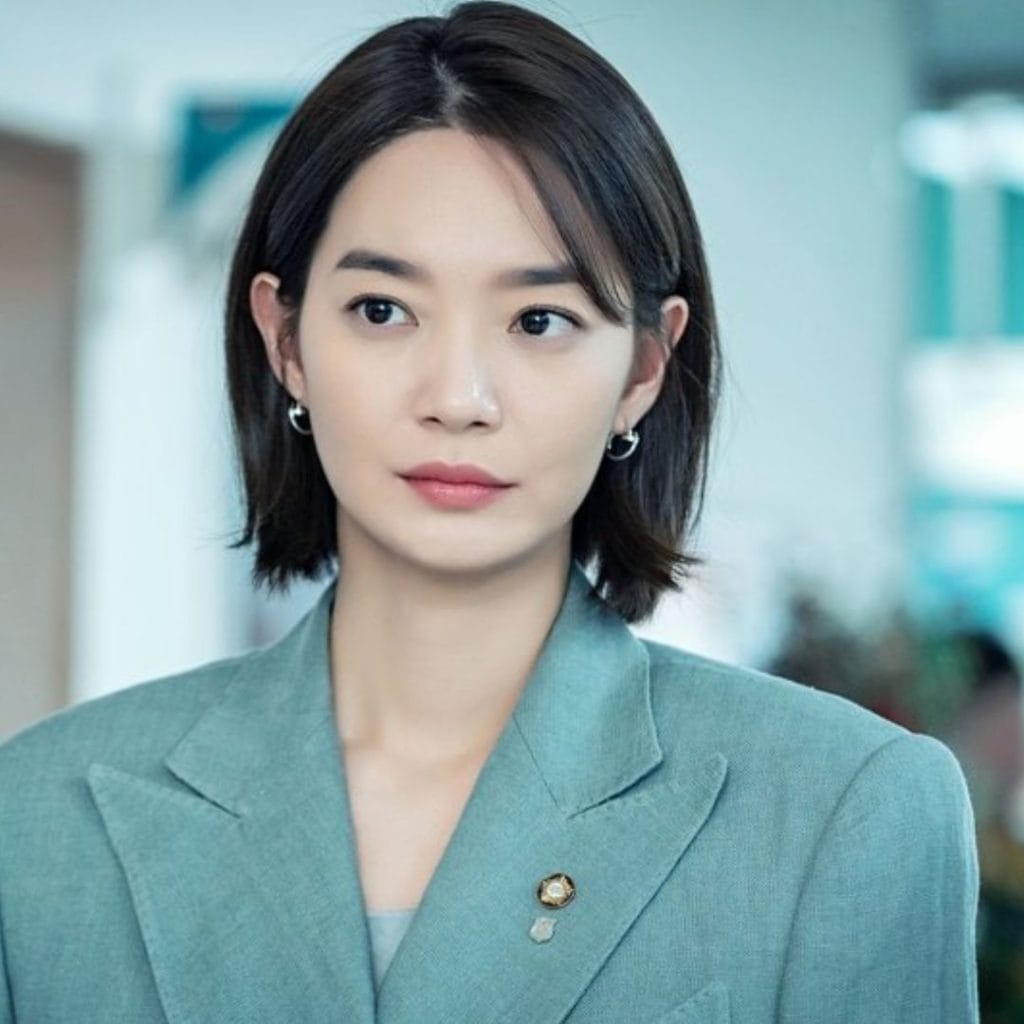 Shin Min Ah - Asian World