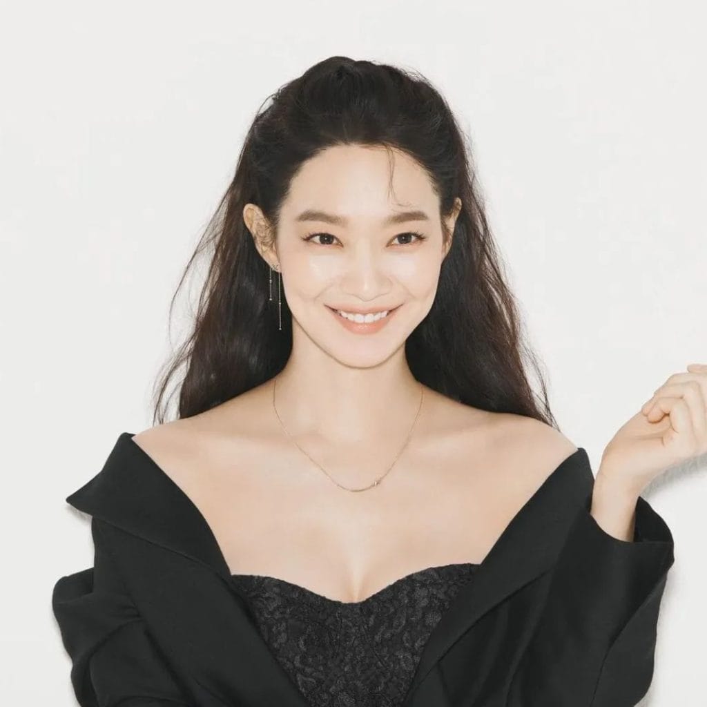 Shin Min Ah - Asian World