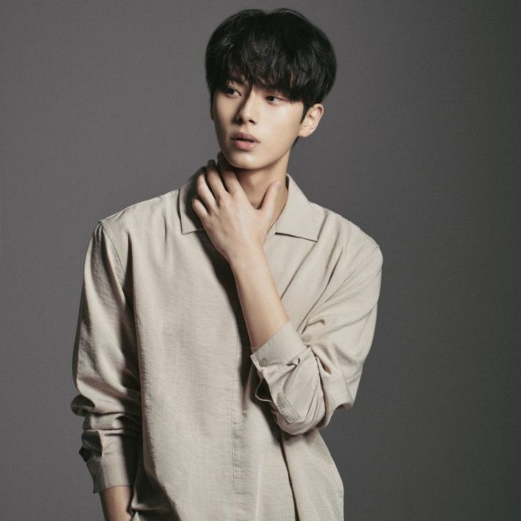 Lee Chae Min - Asian World