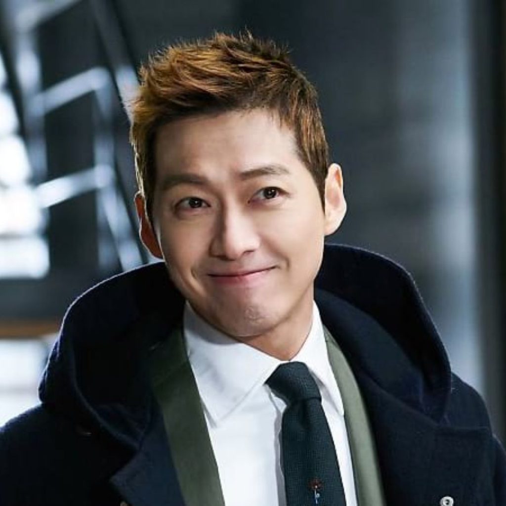 Namkoong Min - Asian World