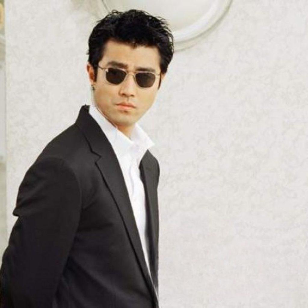 Bodyguard - Asian World