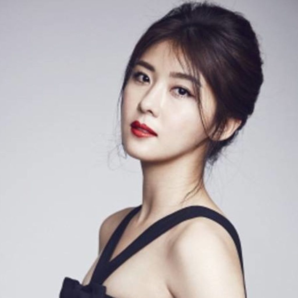 Ha Ji Won - Asian World