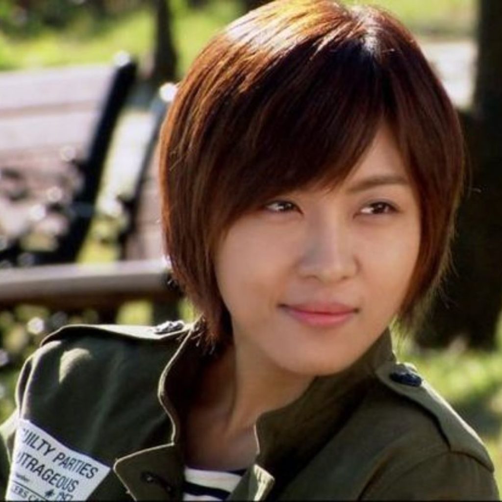 Ha Ji Won - Asian World