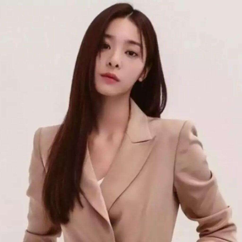 Seol In Ah - Asian World