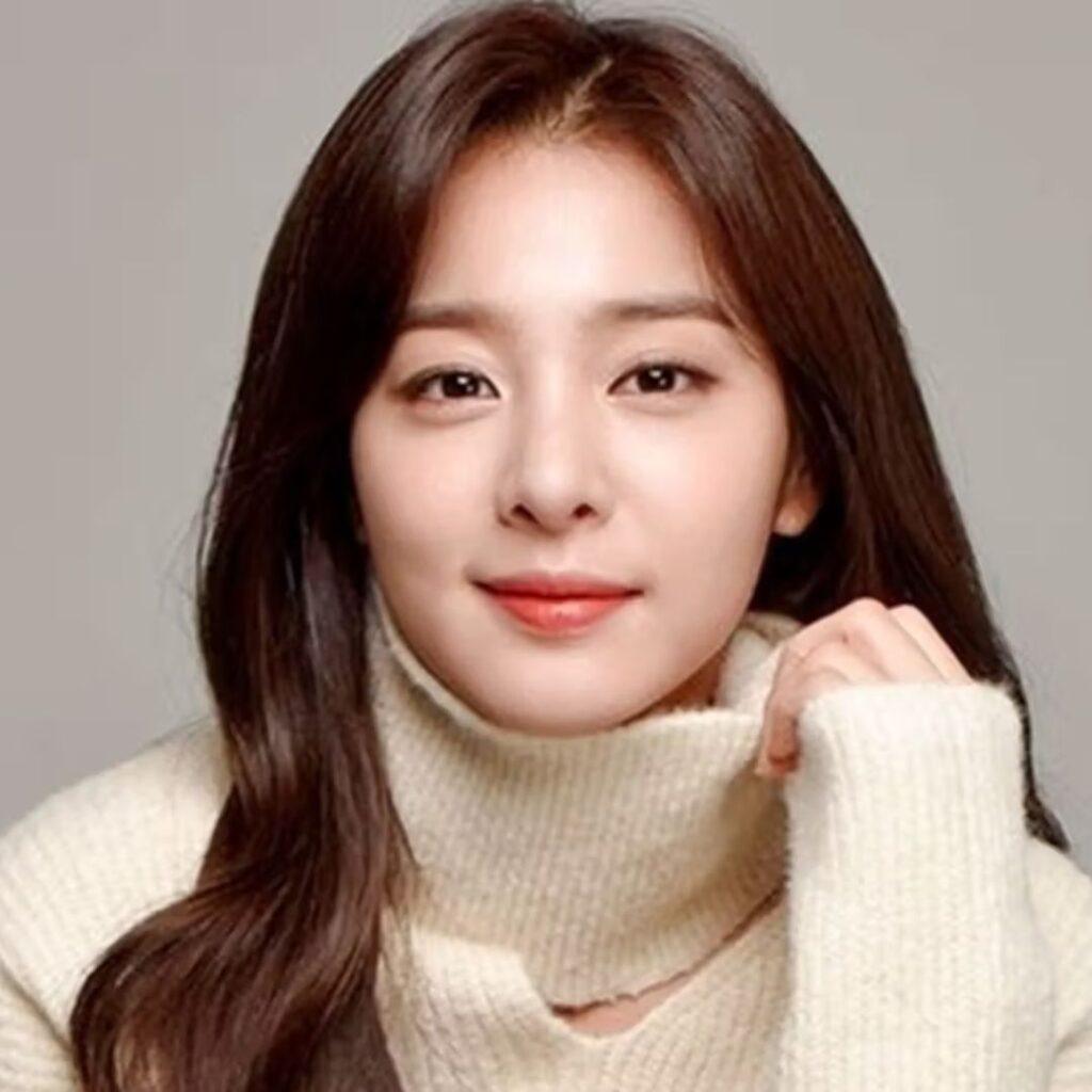 Seol In Ah - Asian World