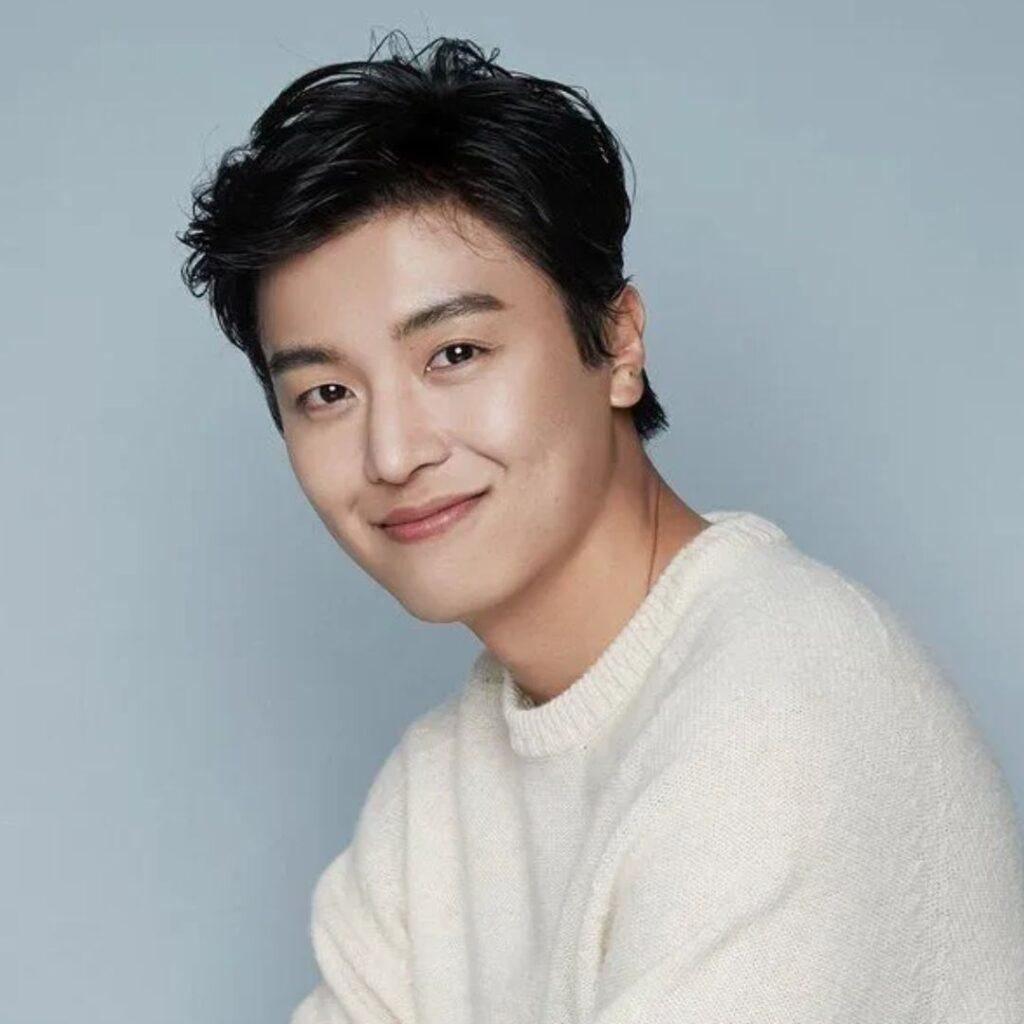 Yeon Woo Jin - Asian World