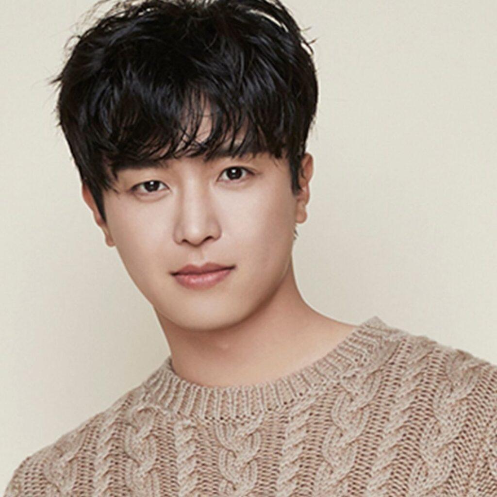 Yeon Woo Jin - Asian World